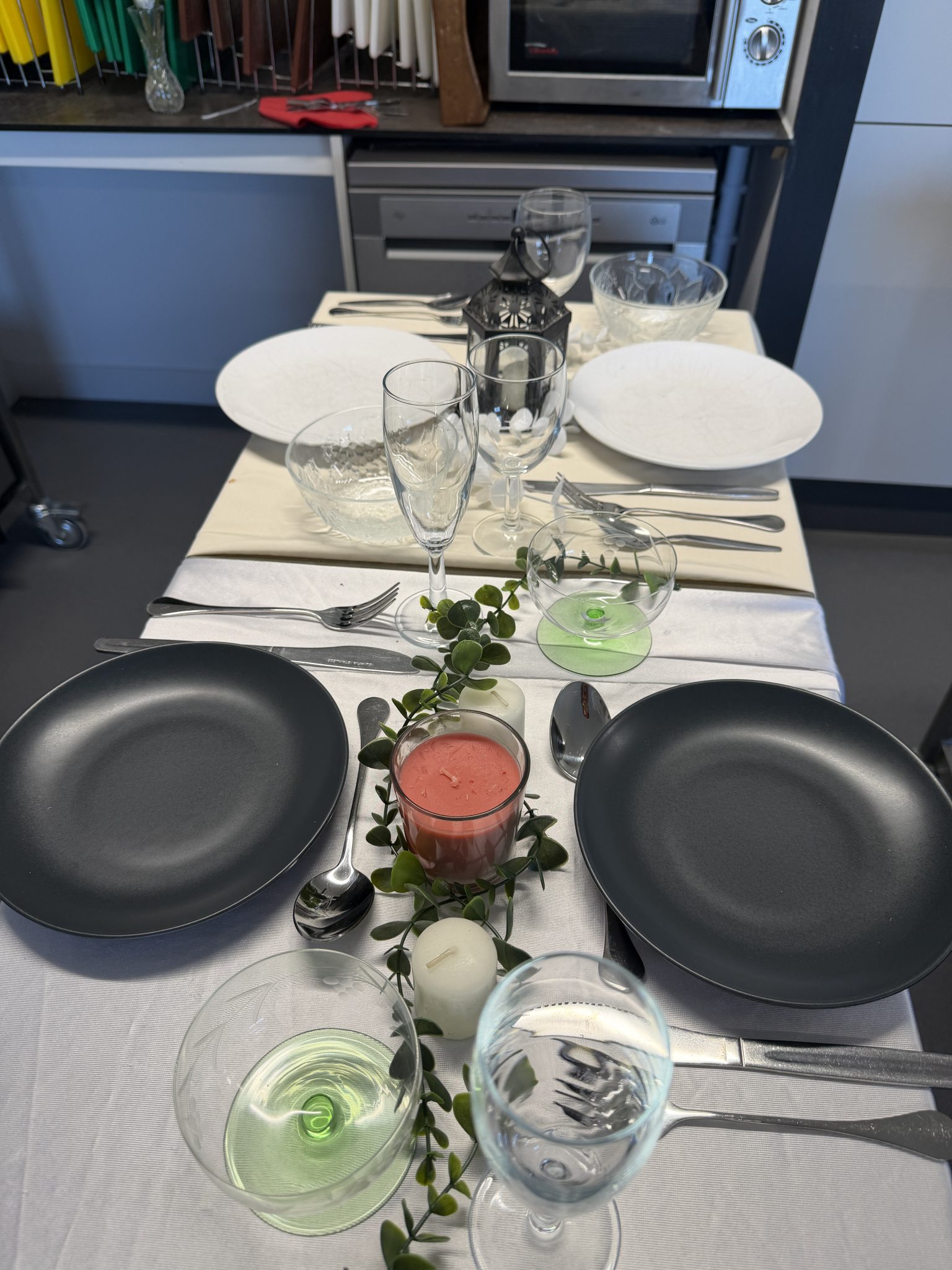 Queen’s Hosts Rotary Young Chefs Competition